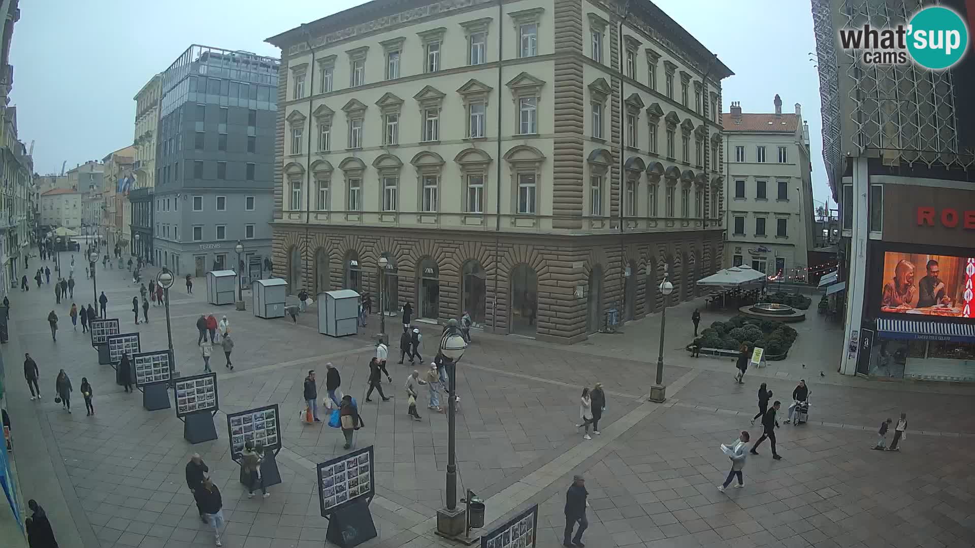 Web kamera European Coastal Airlines - Rijeka - WhatsUpCams - LIVE streaming