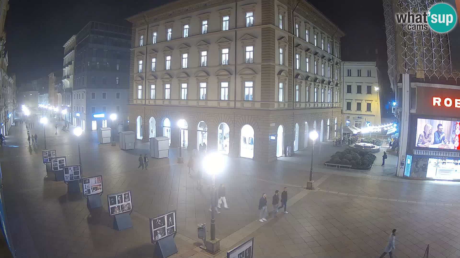 Rijeka - Jadran square - WhatsUpCams - LIVE streaming