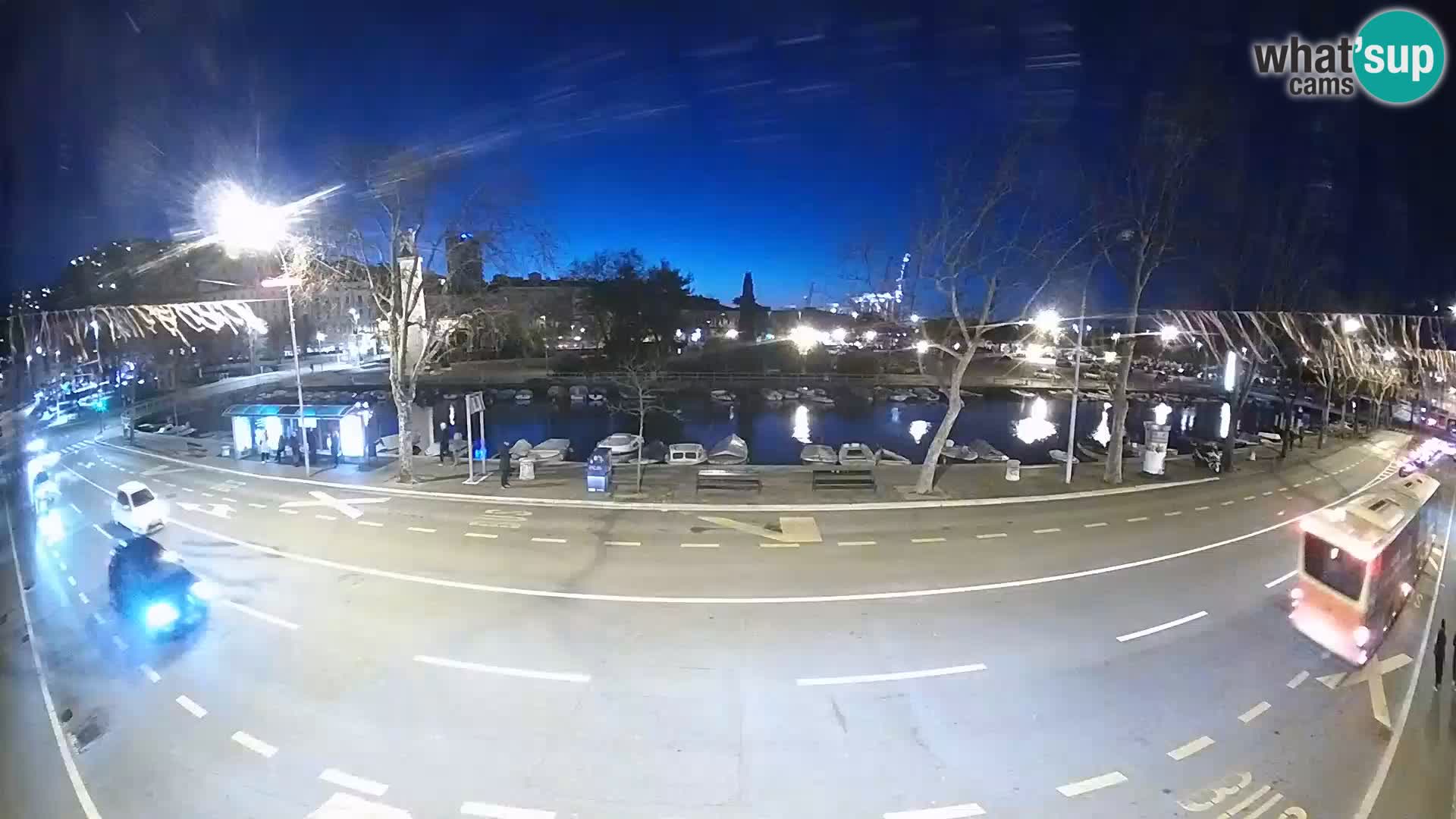Rijeka - luka i ulica Riva - WhatsUpCams - Kamere u živo