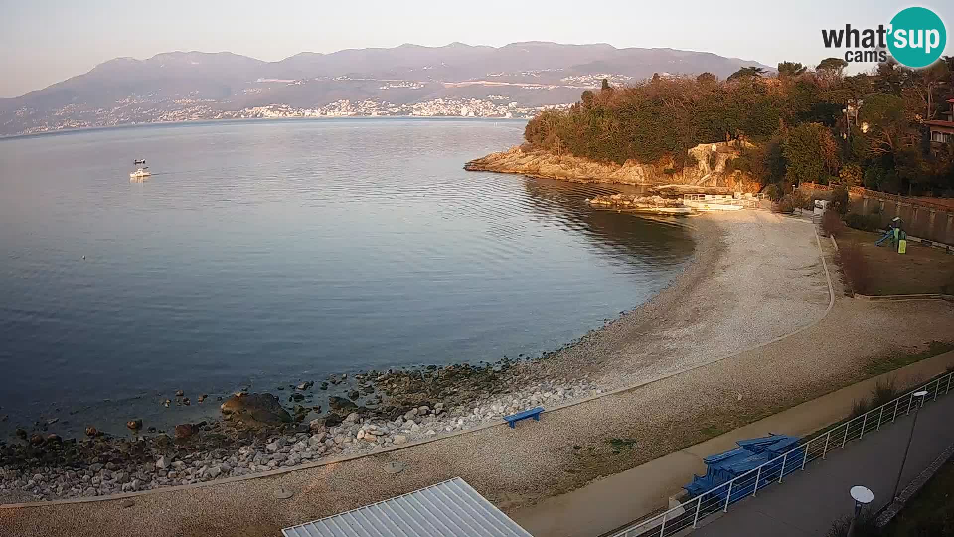 Rijeka Webcams - WhatsUpCams - LIVE streaming