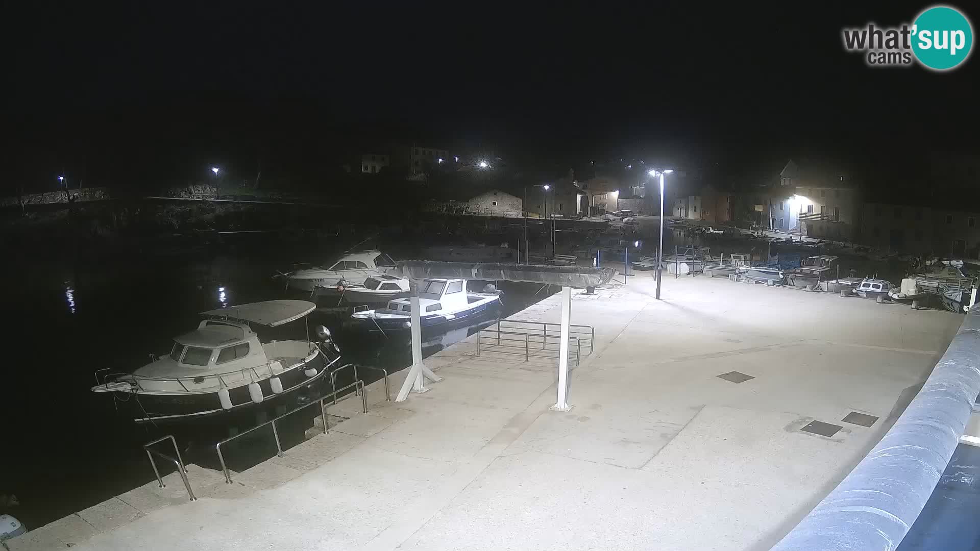 Spletna kamera Ivan Dolac - Jelsa - Hvar - WhatsUpCams - Kamere v živo