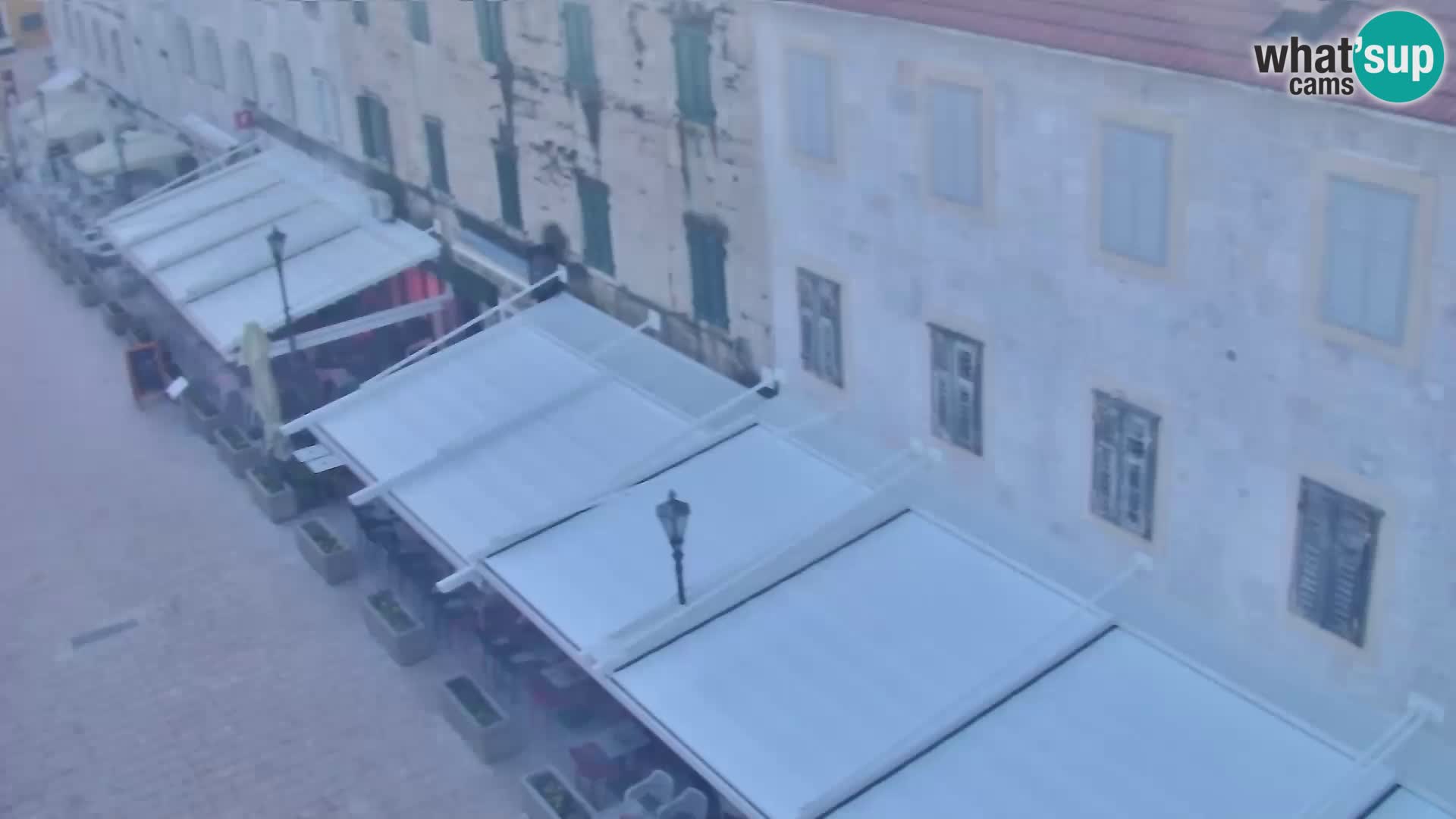 Web kamera Sutivan - otok Brač - WhatsUpCams - Kamere u živo