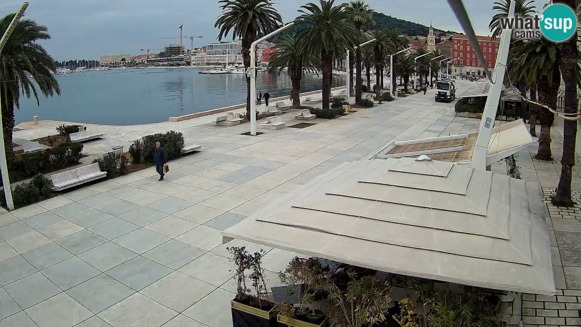 Riva webcam Split - WhatsUpCams - Kamere u živo