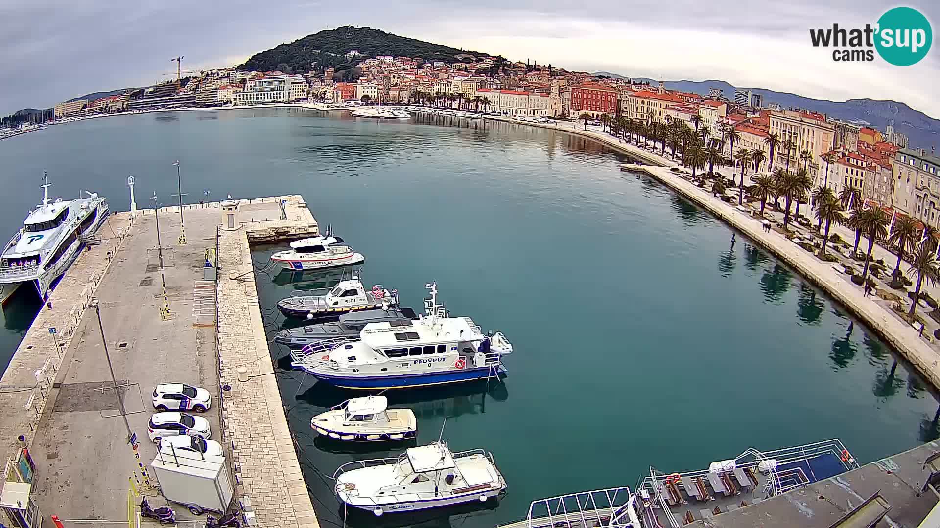Split riva webcam - WhatsUpCams - LIVE streaming