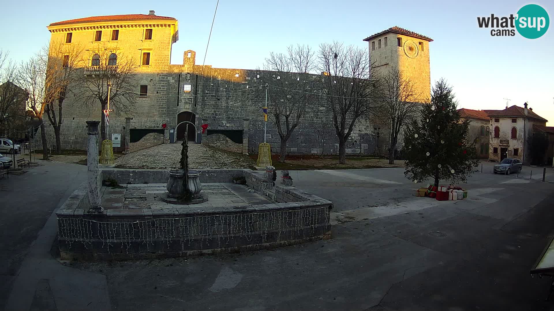 Novigrad kamera v živo - Plaža Karpinjan - Spletne kamere Istra - Hrvaška