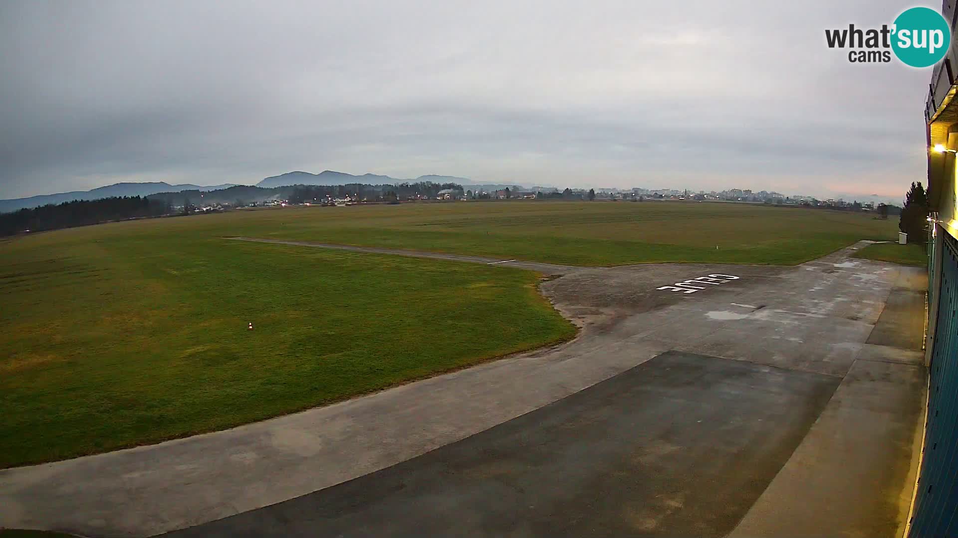 [v ŽIVO] Spletna kamera Rovinj Center – Odkrijte Glavni trg Rovinja