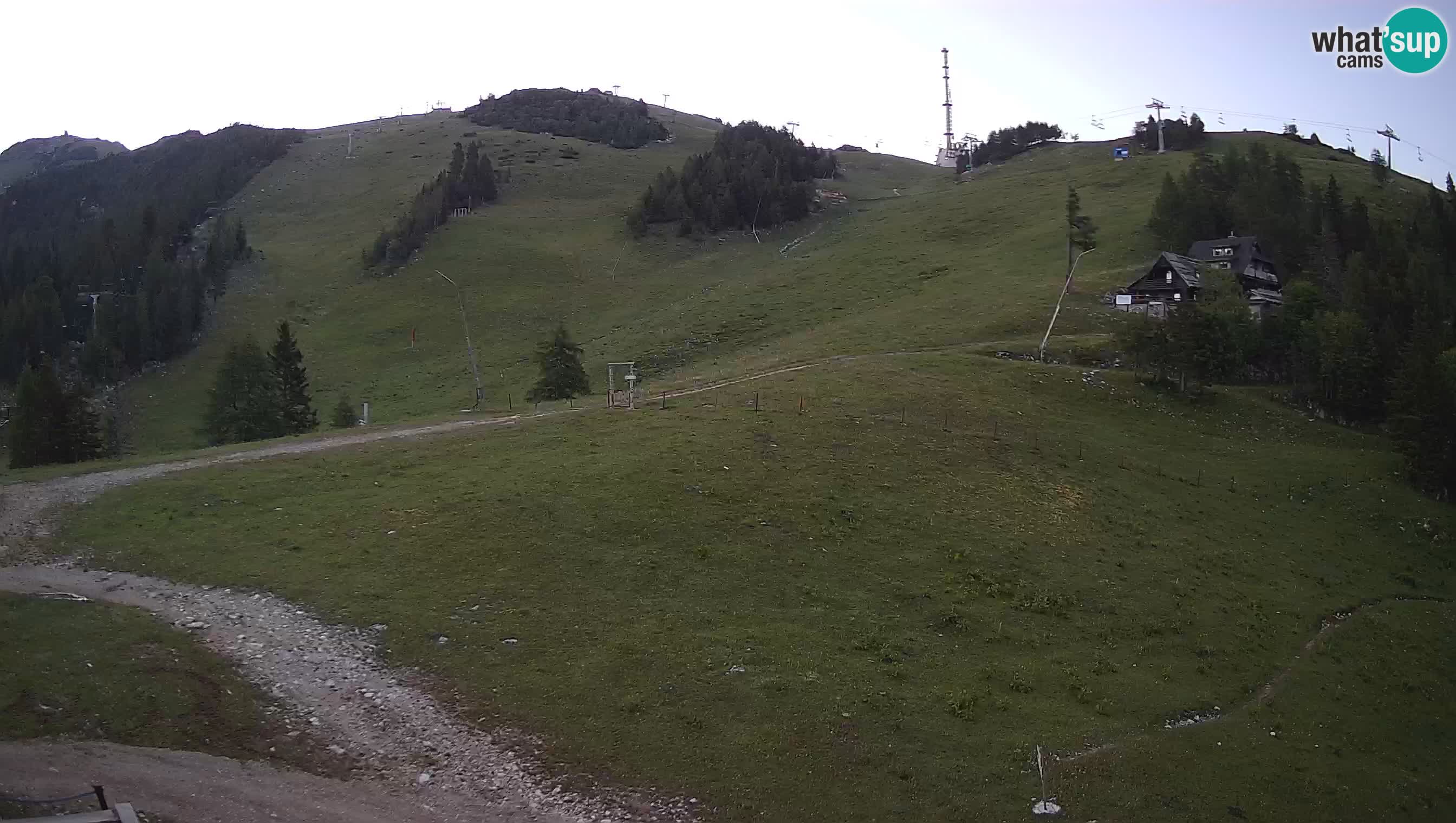 Smučišče Krvavec - Veliki Zvoh - 1971m - WhatsUpCams - LIVE streaming
