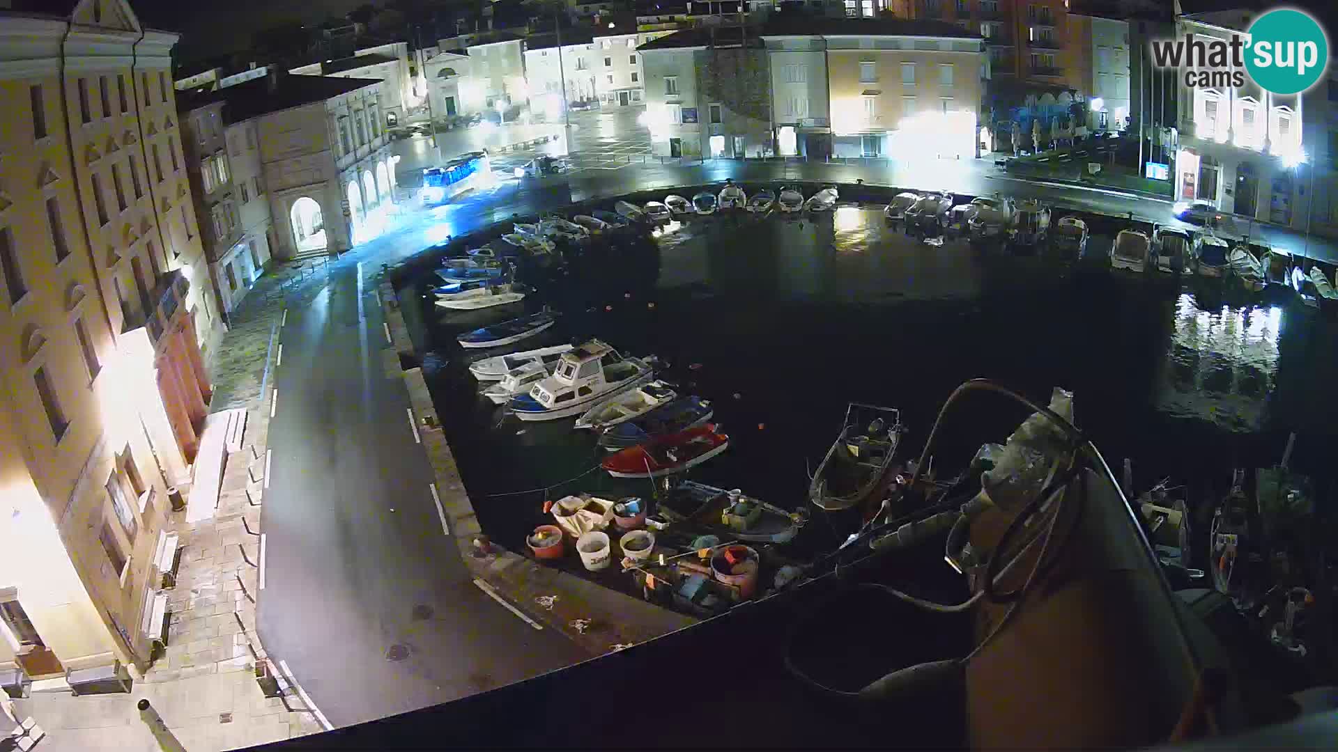 Spletna kamera Fiesa - Hotel Barbara - WhatsUpCams - Kamere v živo