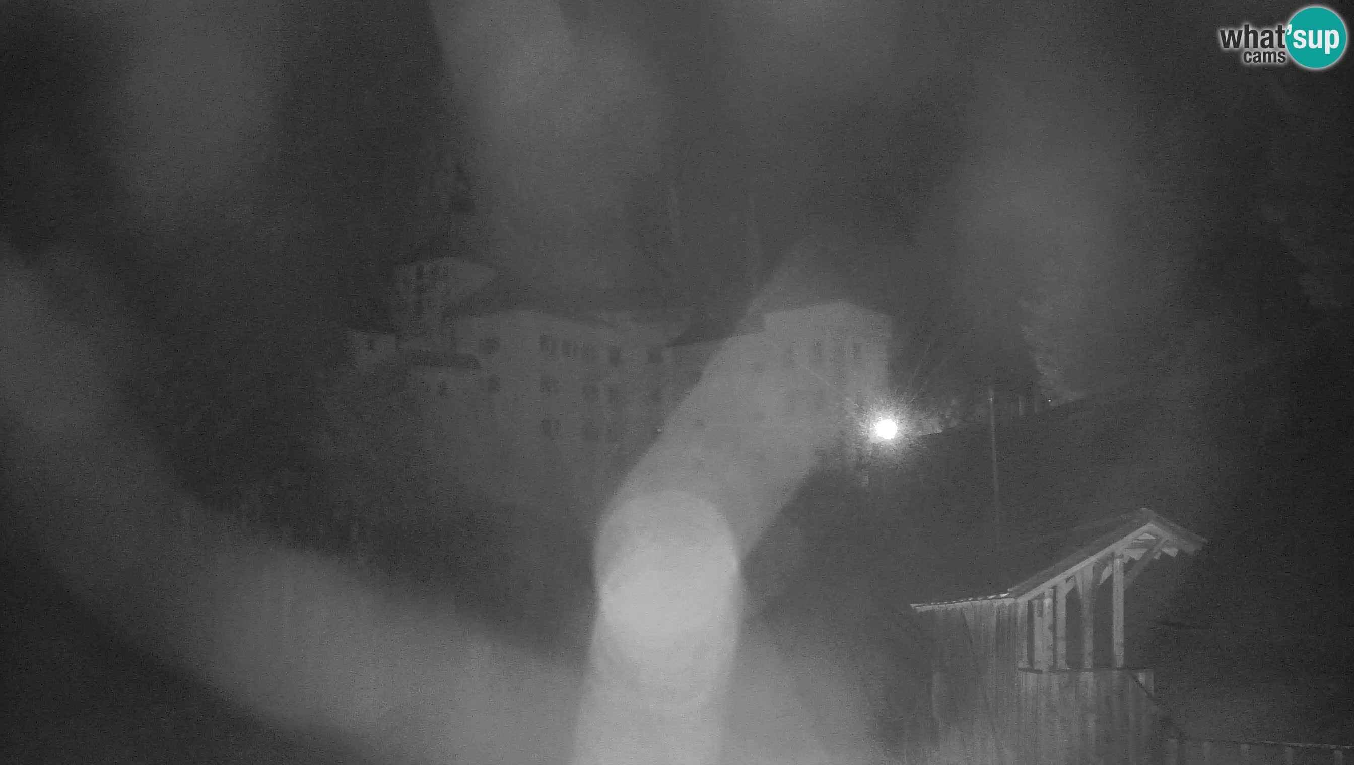 Spletna kamera Fiesa - Hotel Barbara - WhatsUpCams - Kamere v živo